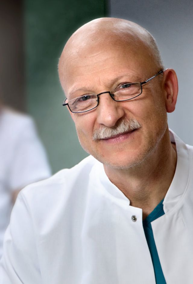 Dr. med. Manfred Reetz